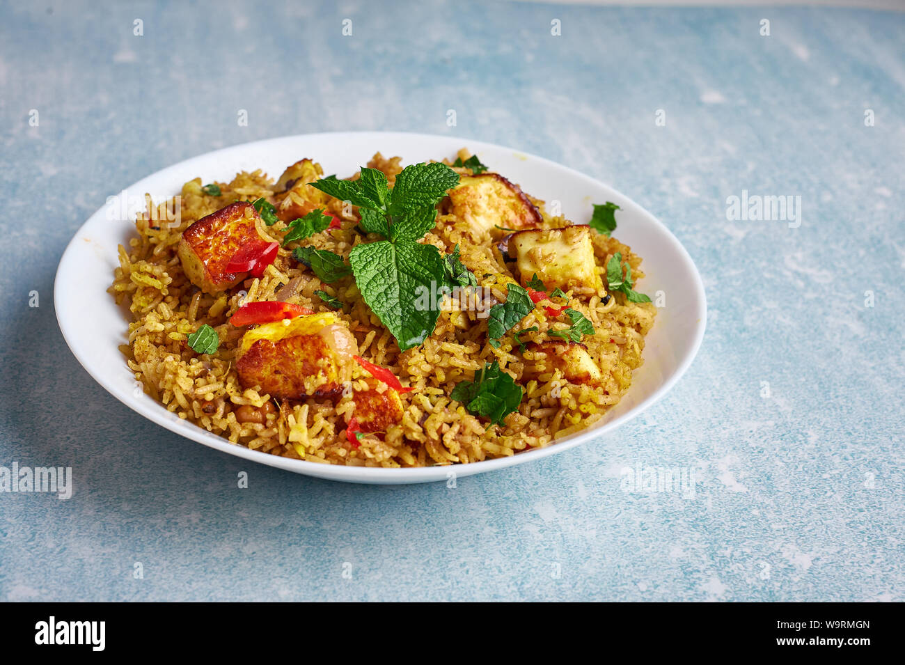 Indian restaurant food blue hi-res stock photography and images - Alamy