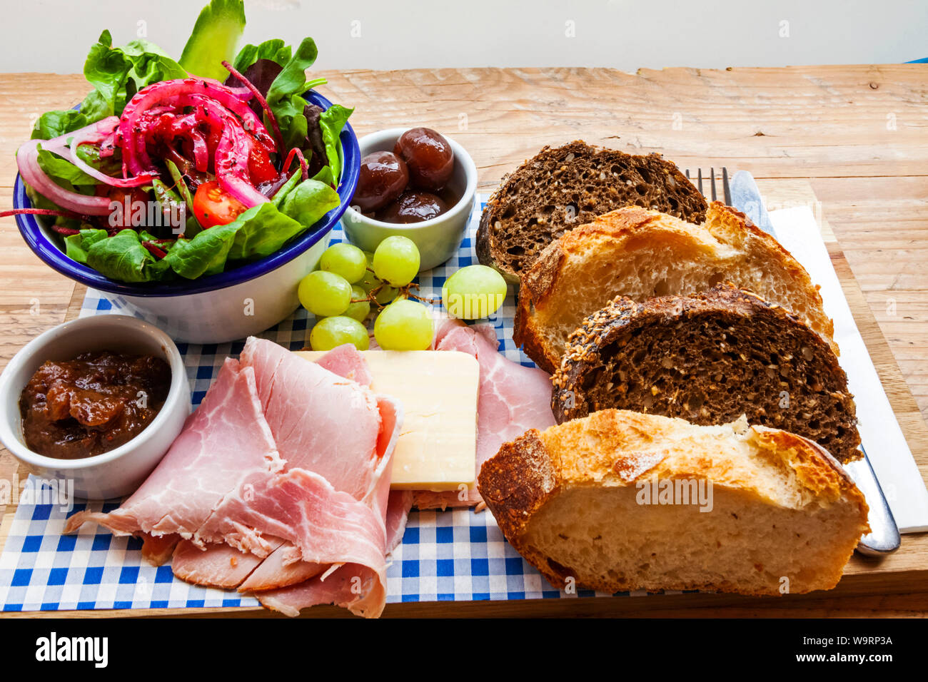 England, Ploughmans Lunch, 30064038 *** Local Caption *** Stock Photo ...