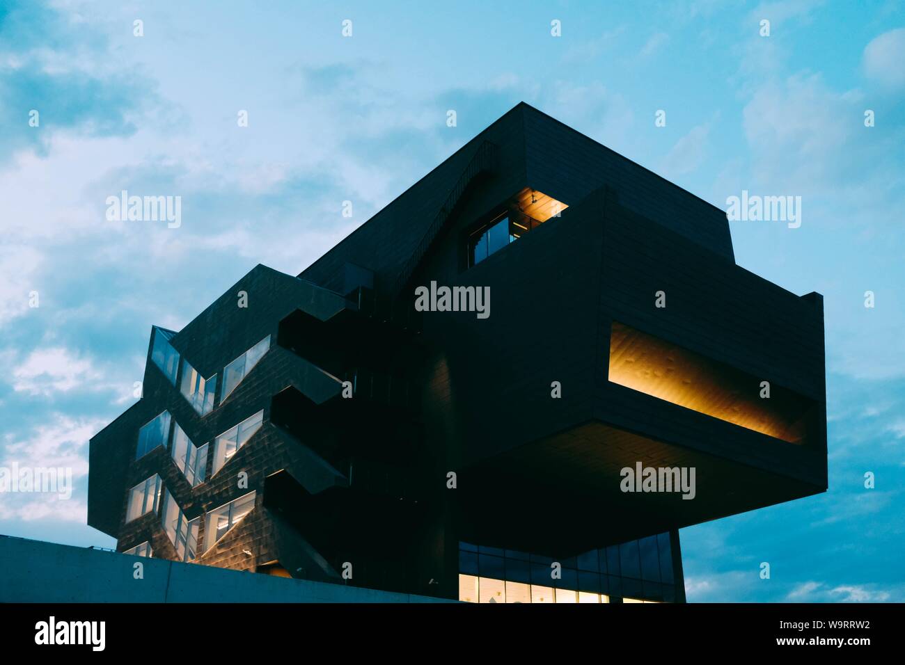 Modern scenery of a futuristic architecture Stock Photo - Alamy