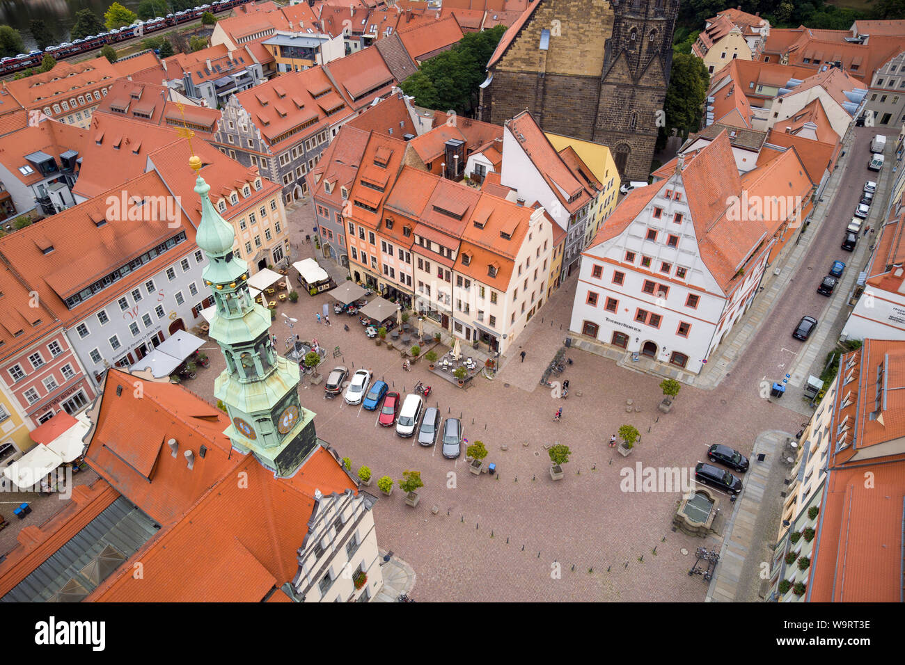 Pirna, Germany. 15th Aug, 2019. The Town Hall of Pirna (left) and the ...