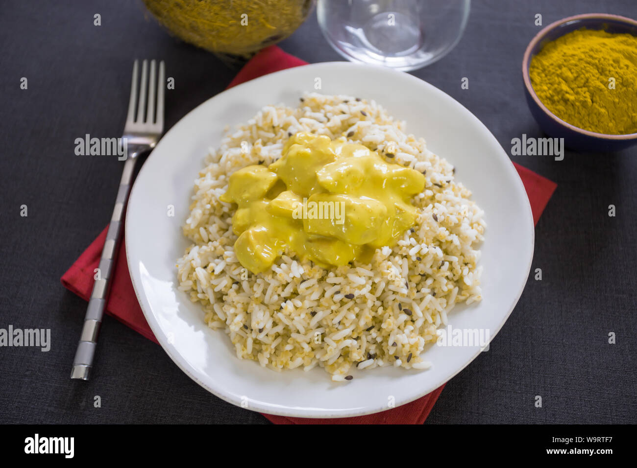chicken curry sauce and rice Stock Photo - Alamy
