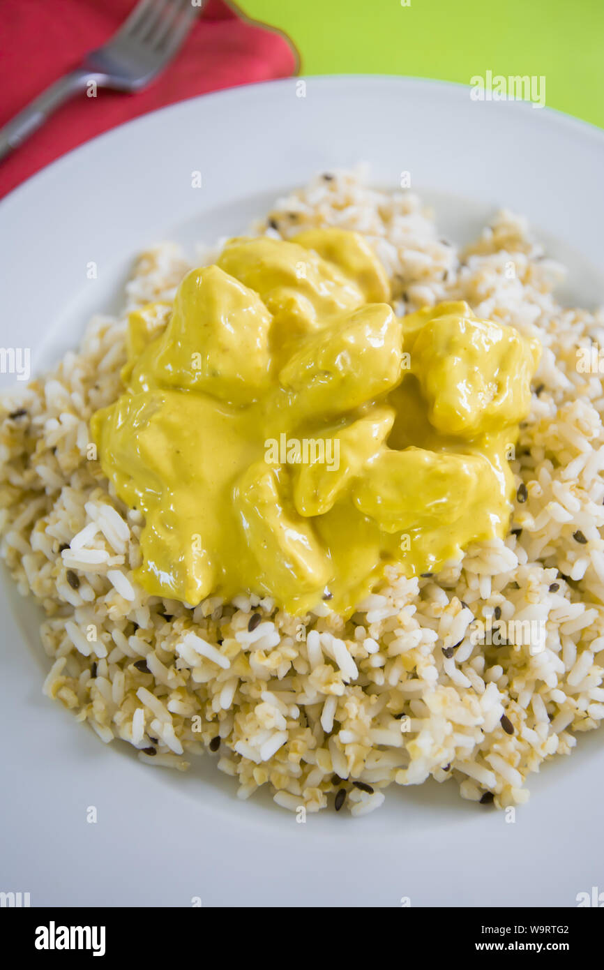 chicken curry sauce and rice Stock Photo - Alamy