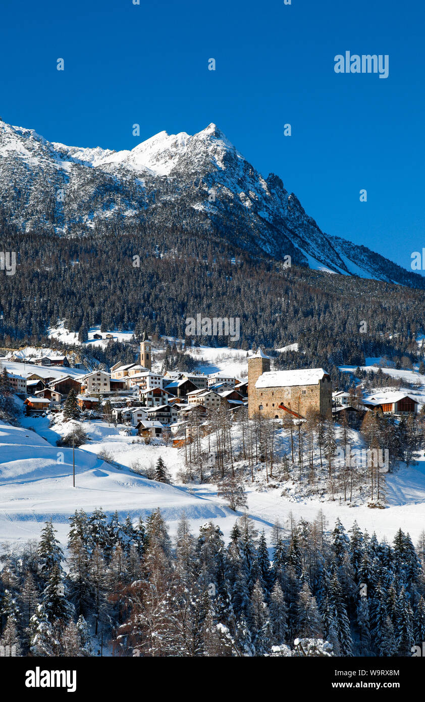 Riom Castle High Resolution Stock Photography and Images - Alamy