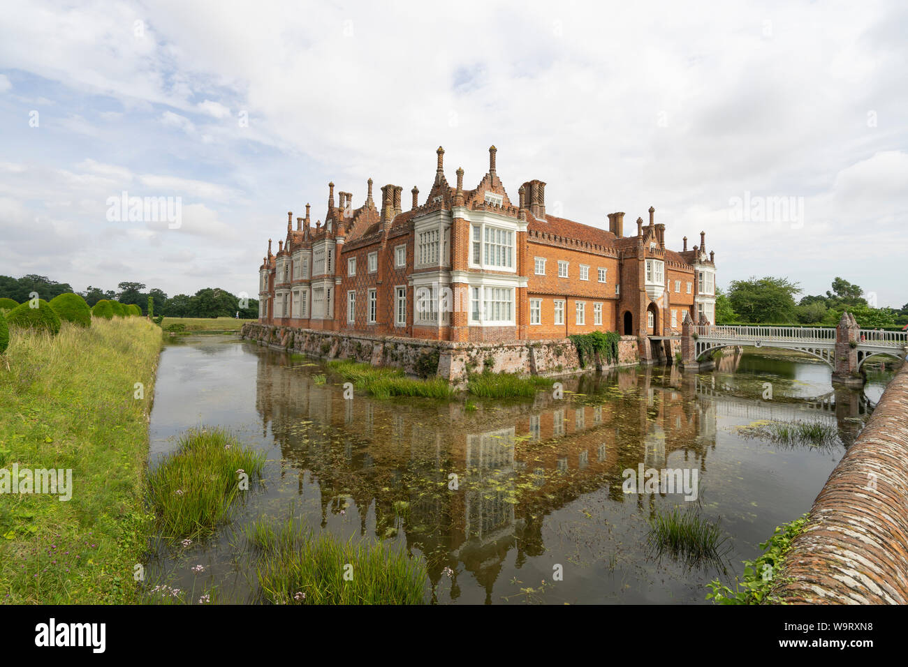 Helmingham hall hi-res stock photography and images - Alamy