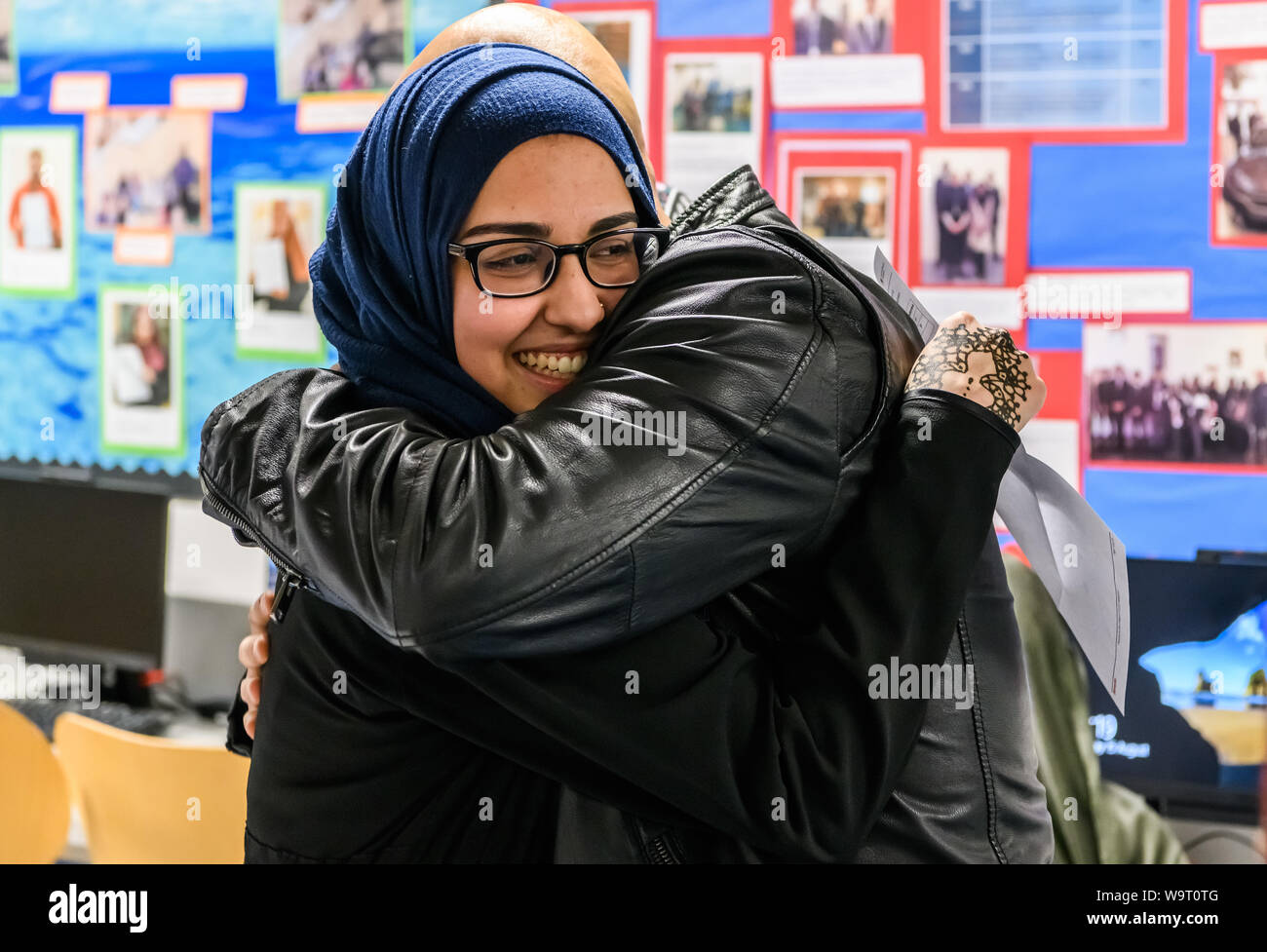 Pharmacy level hi-res stock photography and images - Alamy