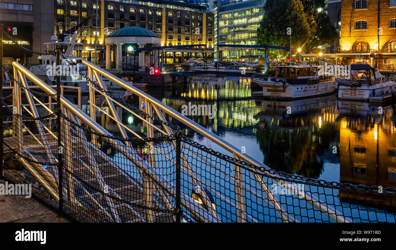 LONDON, UK - JULY 26, 2018: St Katherine Docks Marina at night Stock ...