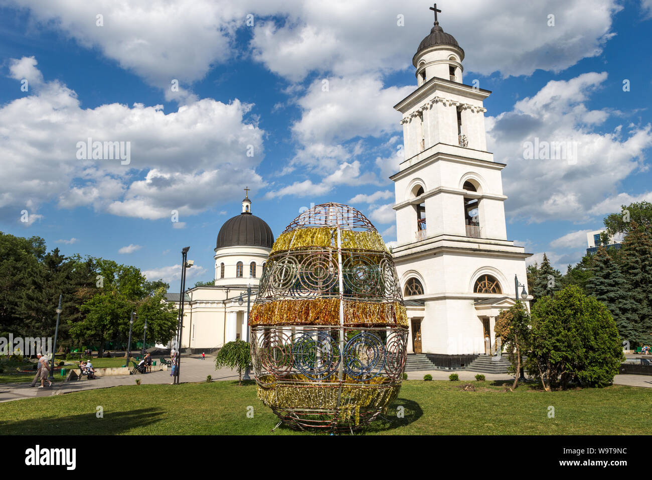 Easter celebration Nativity Cathedral and Bell Tower Park Chisinau ...