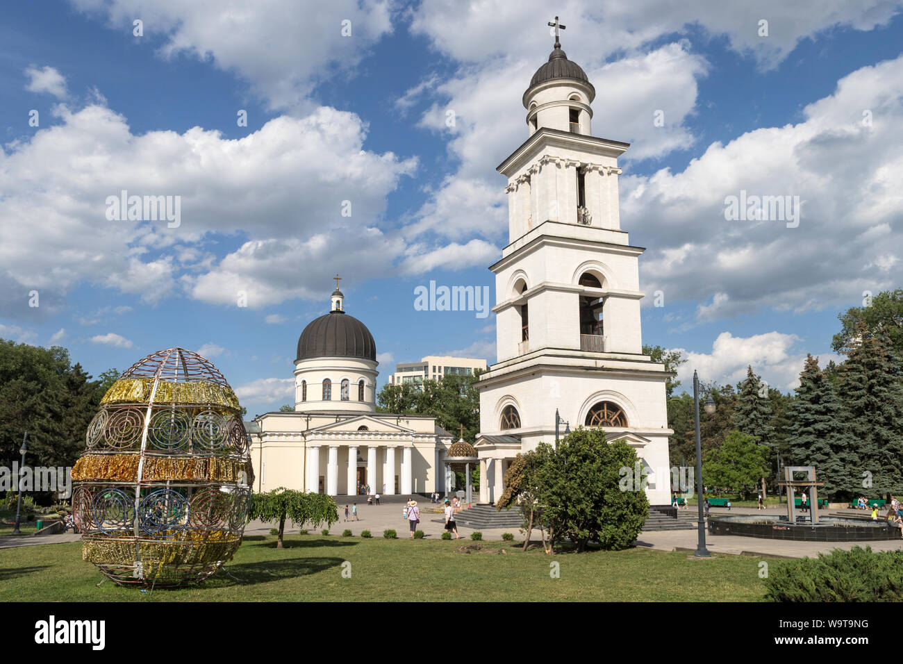 Easter celebration Nativity Cathedral and Bell Tower Park Chisinau ...