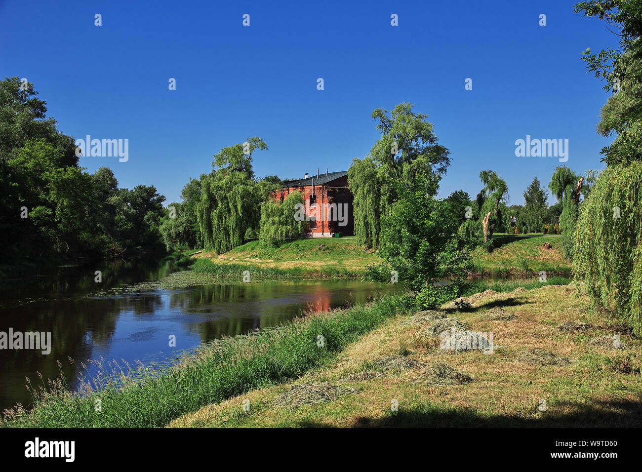 Brest/Belarus - 12 Jun 2015: The river in Brest Fortress, Belarus country Stock Photo - Alamy