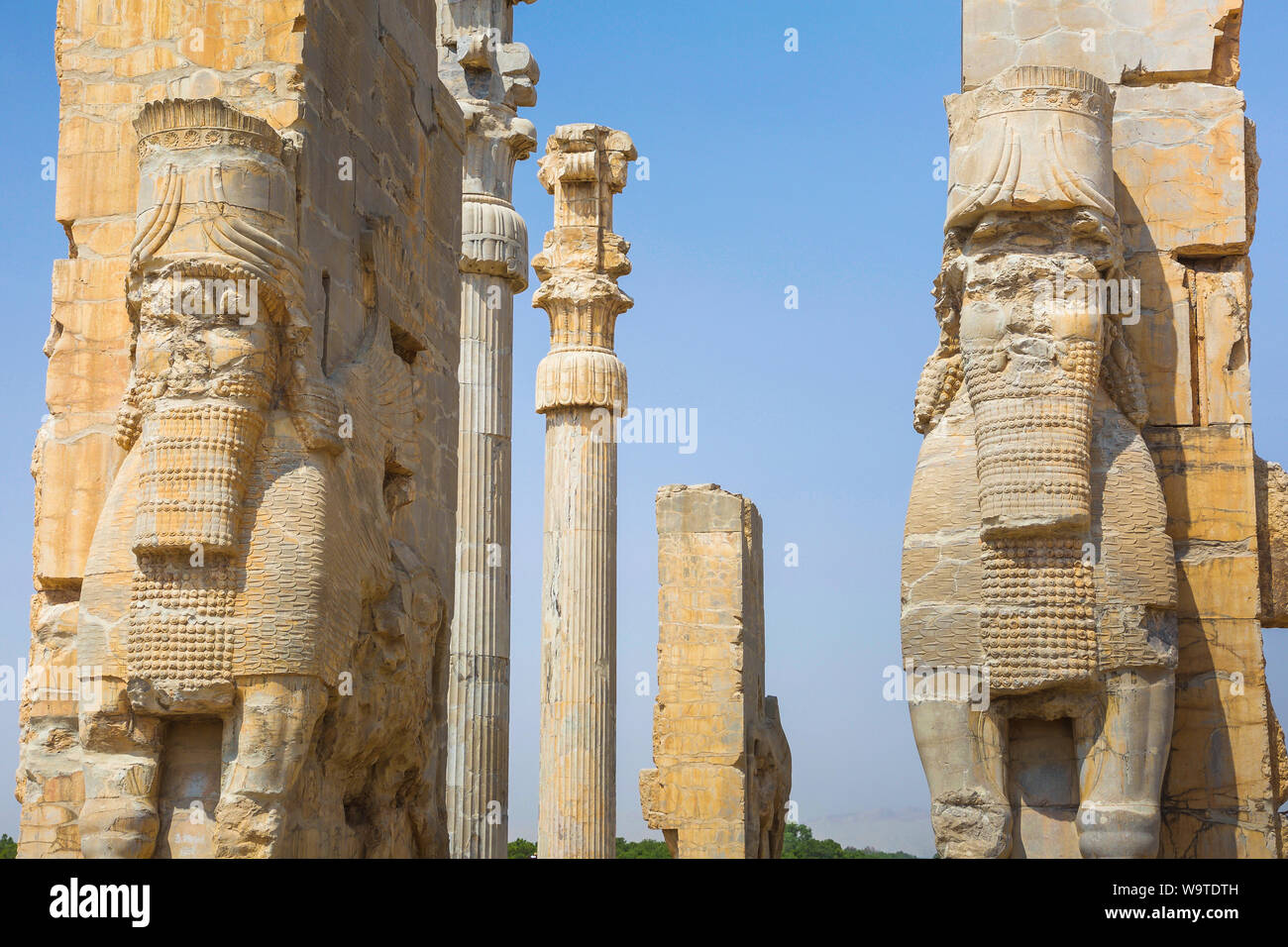 The Gate of All Nations or Gate of Xerxes Stock Photo - Alamy