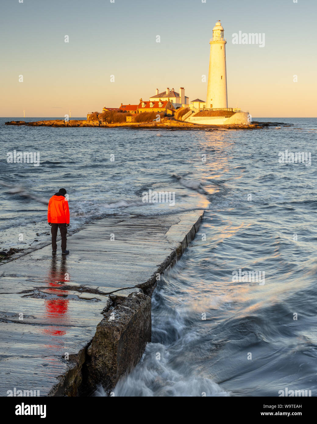 Man in the lighthouse hi-res stock photography and images - Alamy