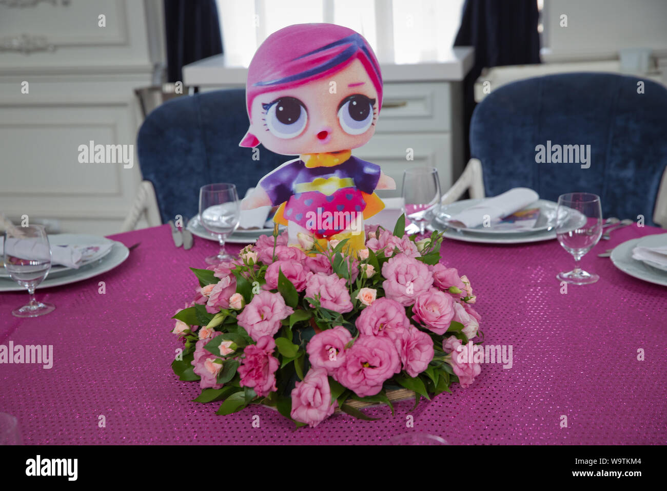 Lol surprise dolls toys hi-res stock photography and images - Alamy