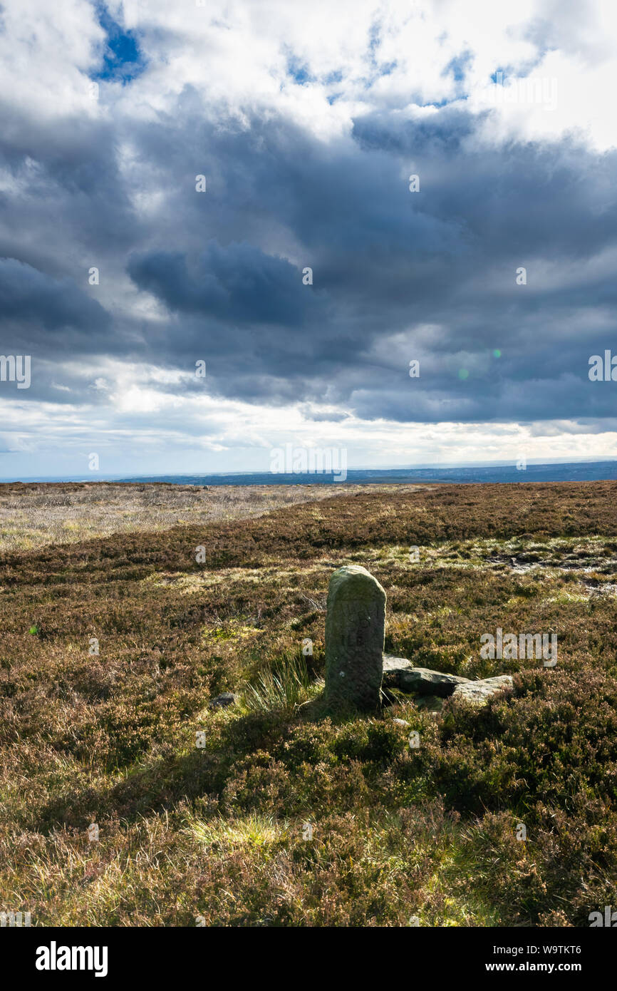 Yorkshire boundary stone hi-res stock photography and images - Alamy