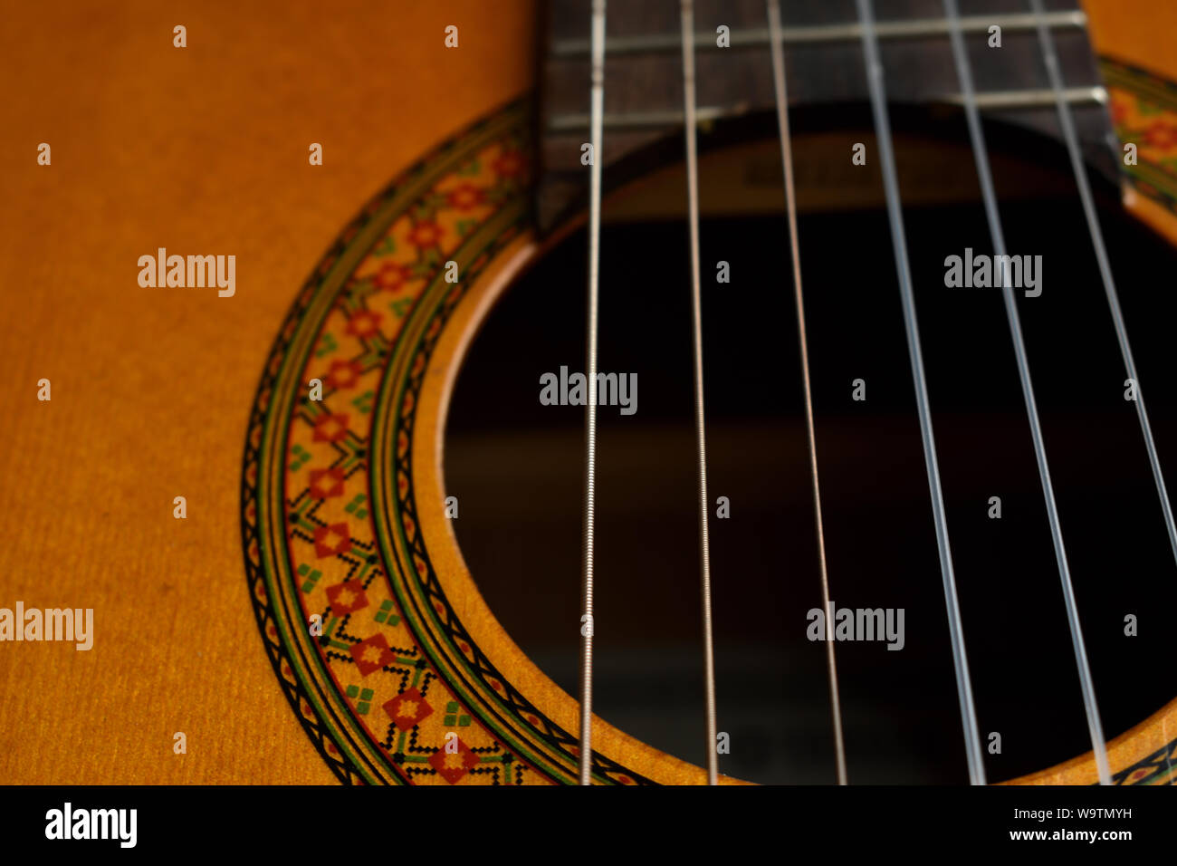 Nickel strings hi-res stock photography and images - Alamy