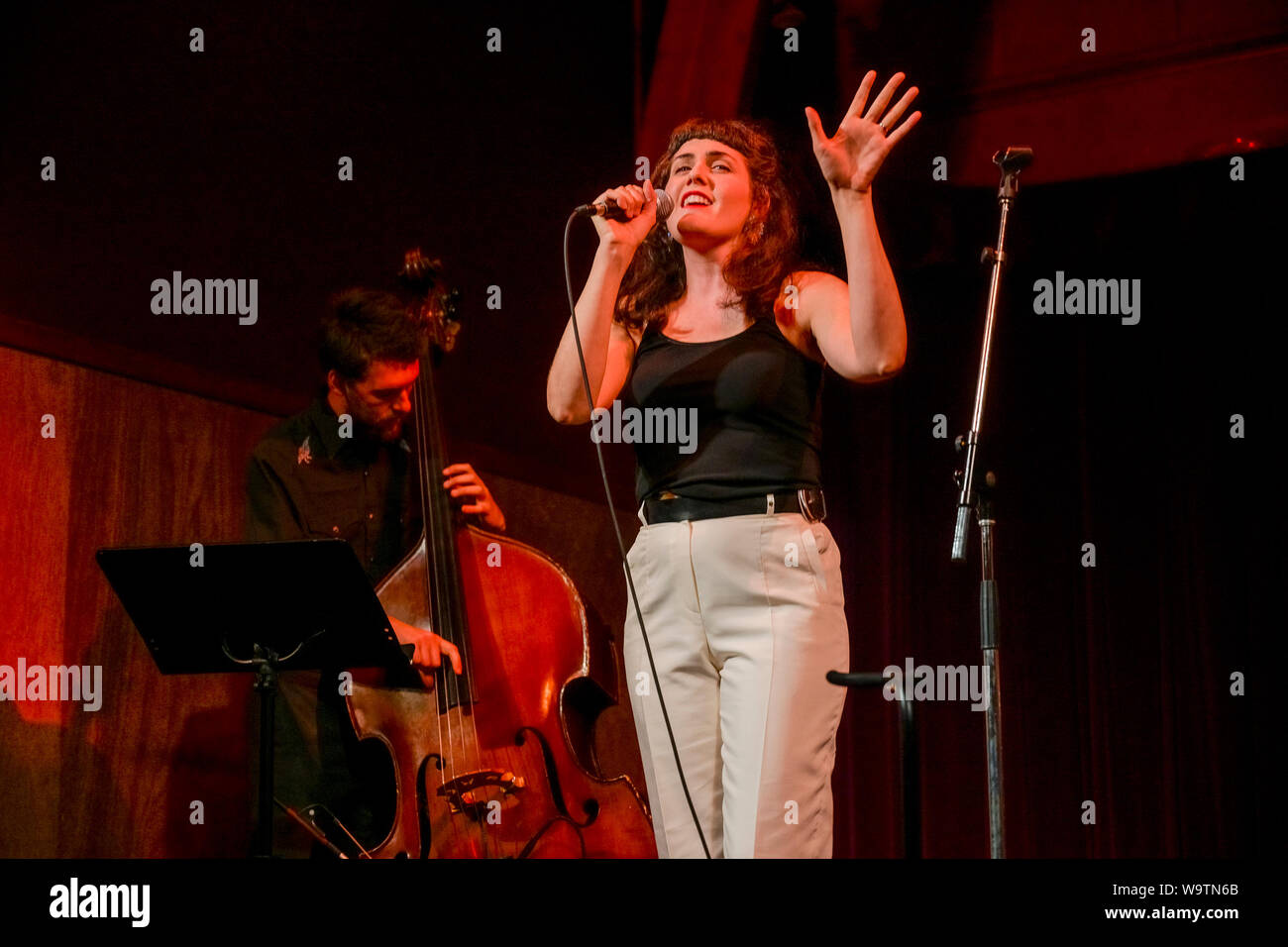 Sarah Jane Scouten, Rogue Folk Club, Vancouver, British Columbia ...