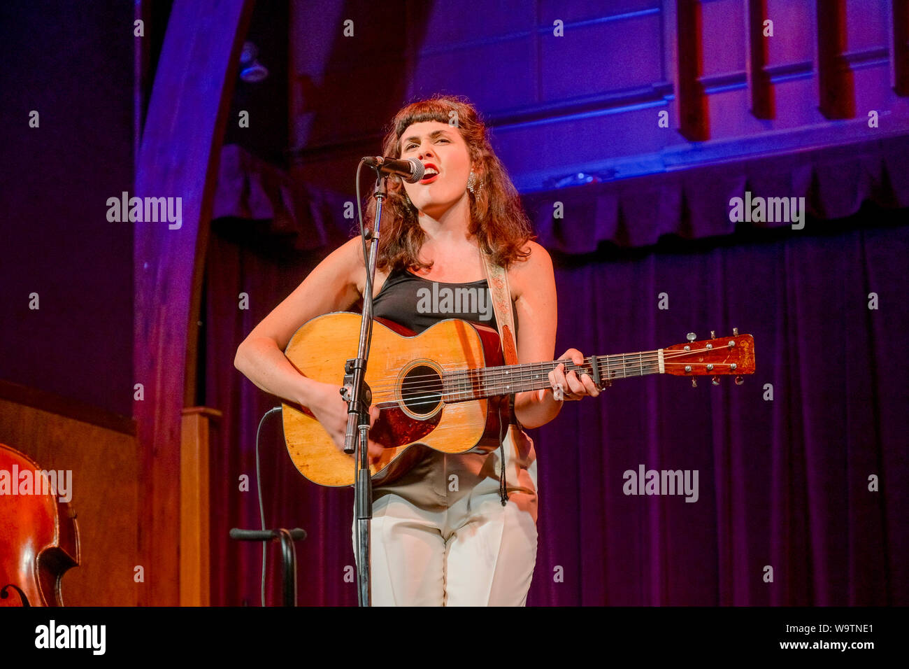 Sarah Jane Scouten, Rogue Folk Club, Vancouver, British Columbia ...