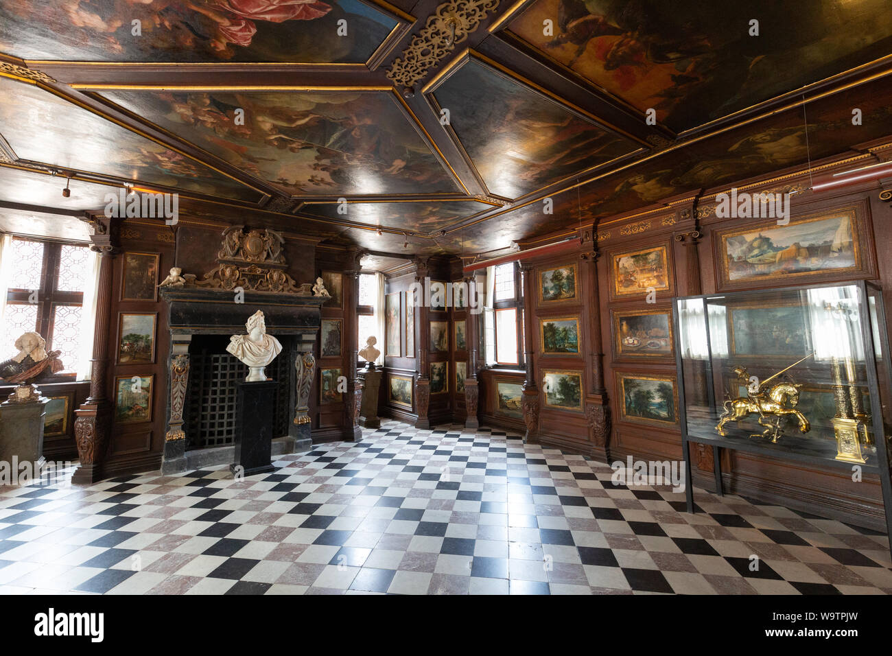 Inside the room room hi-res stock photography and images - Alamy