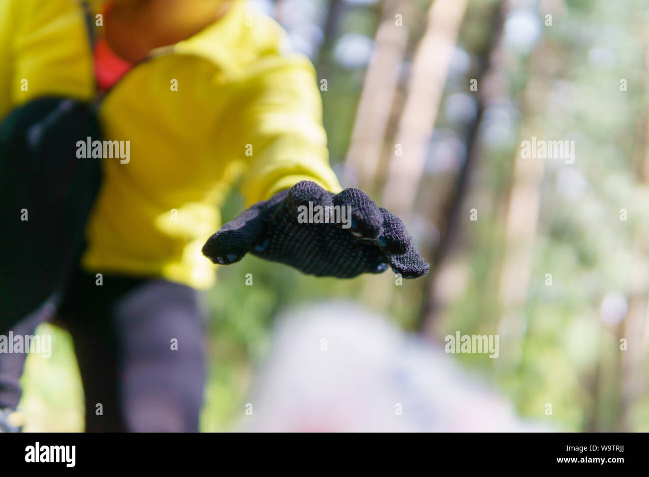 Female run trash hi-res stock photography and images - Alamy