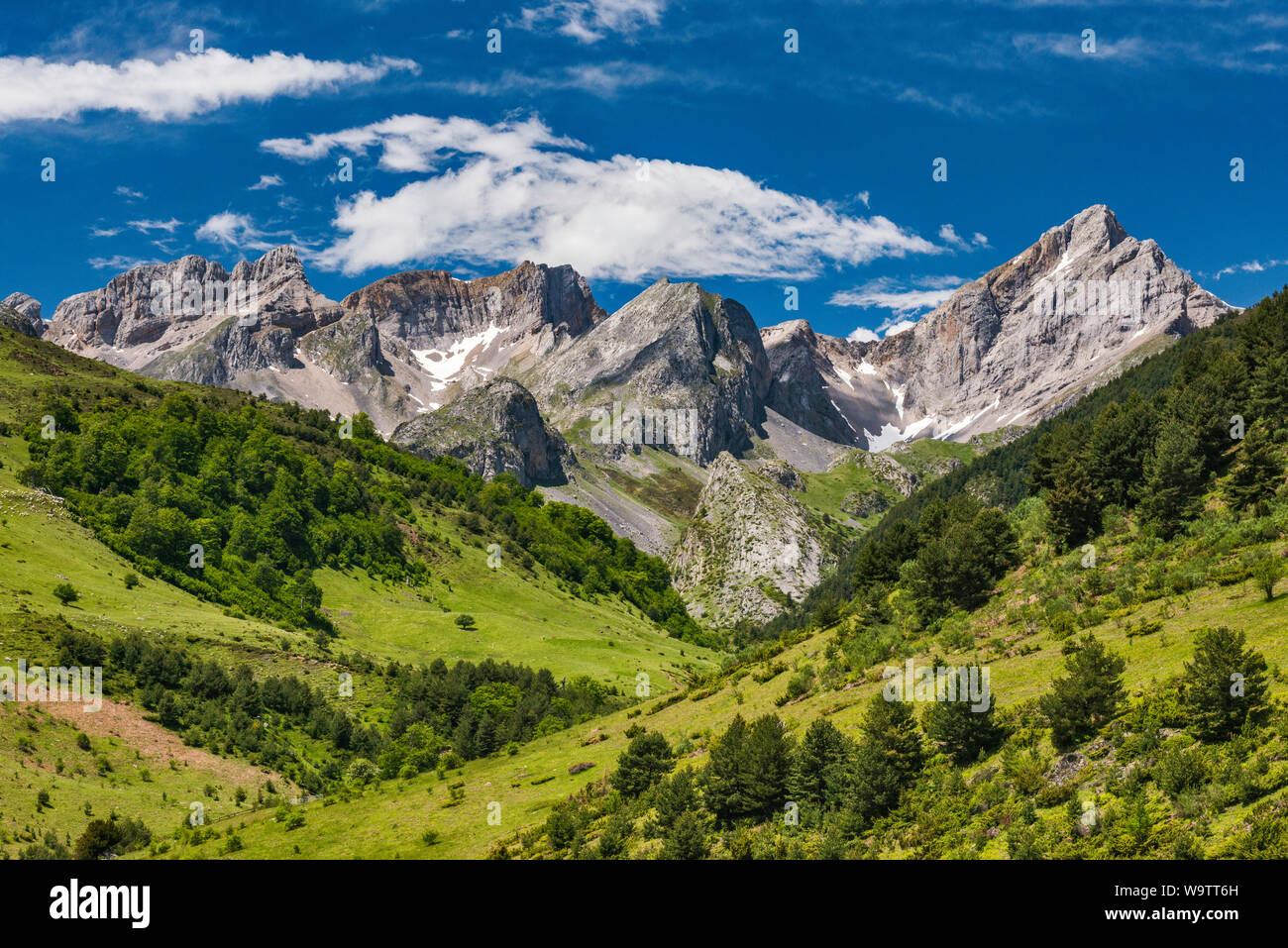 Laraille hi-res stock photography and images - Alamy