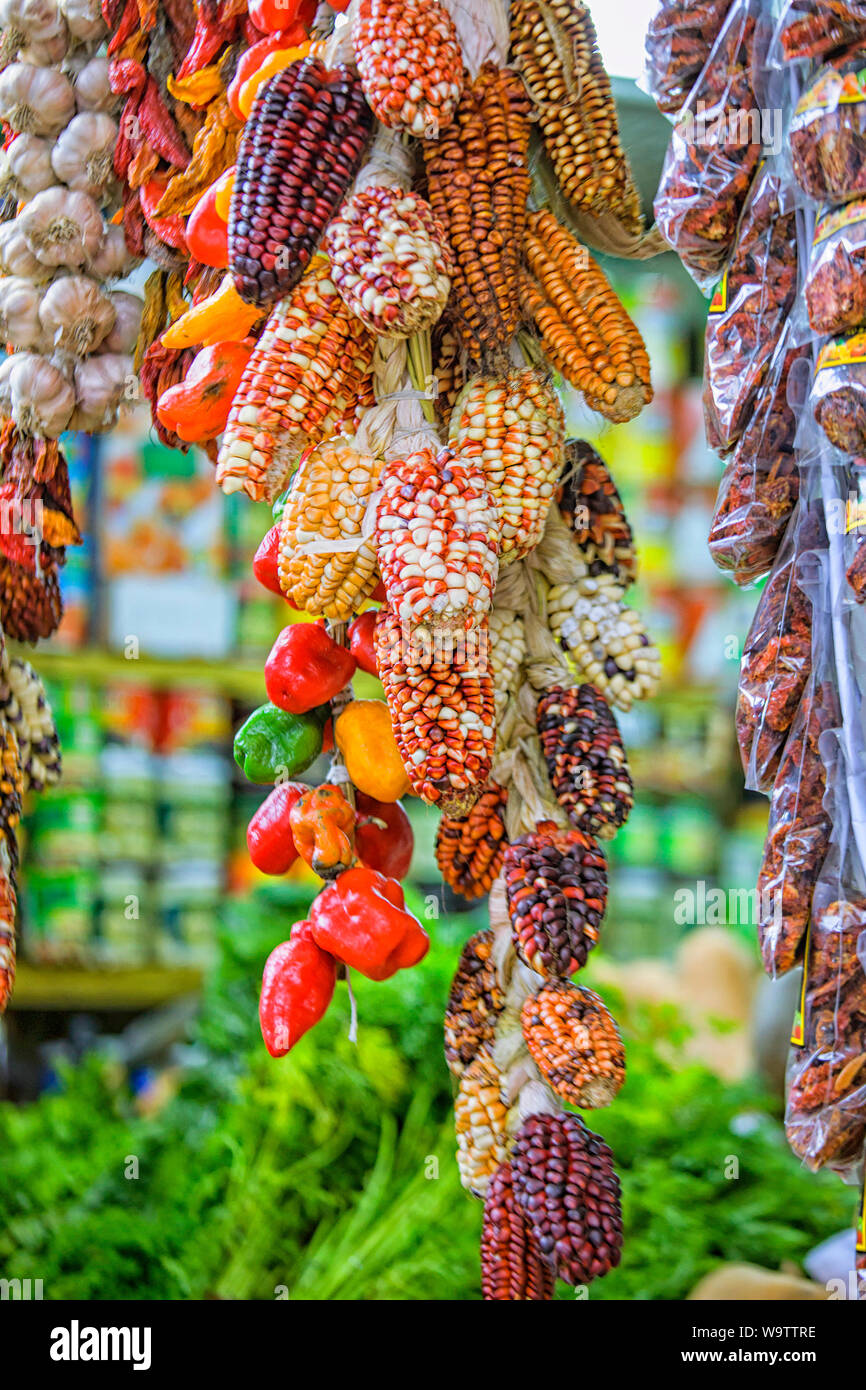 Different colors of corn hi-res stock photography and images - Alamy