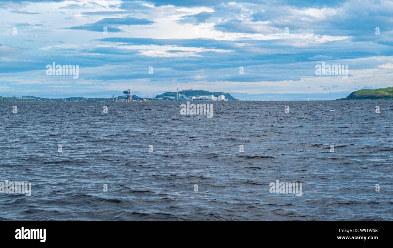 Offshore platform worker hi-res stock photography and images - Alamy