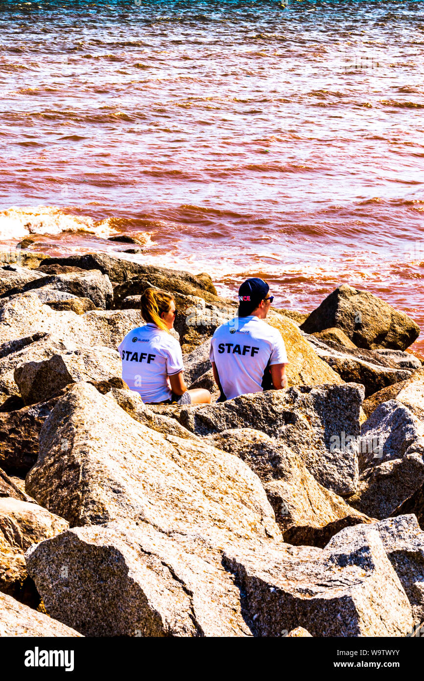 Team break hi-res stock photography and images - Alamy