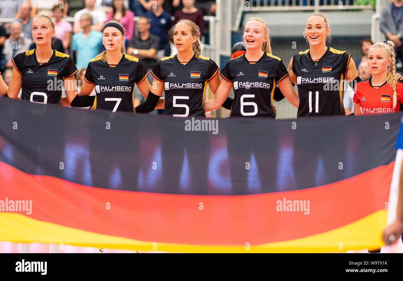 Anna pogany hi-res stock photography and images - Alamy