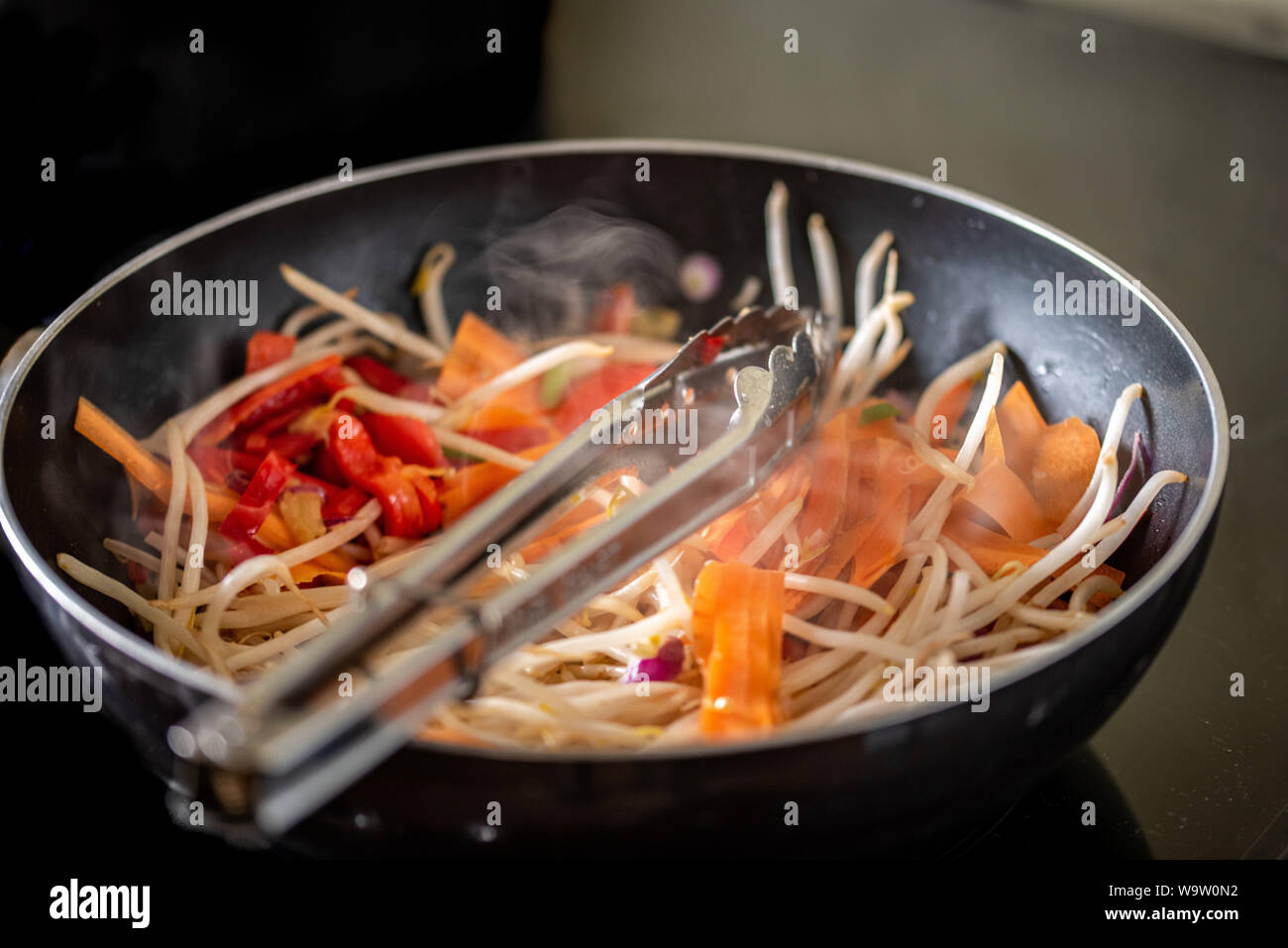 Preparing a stir fry Stock Photo - Alamy
