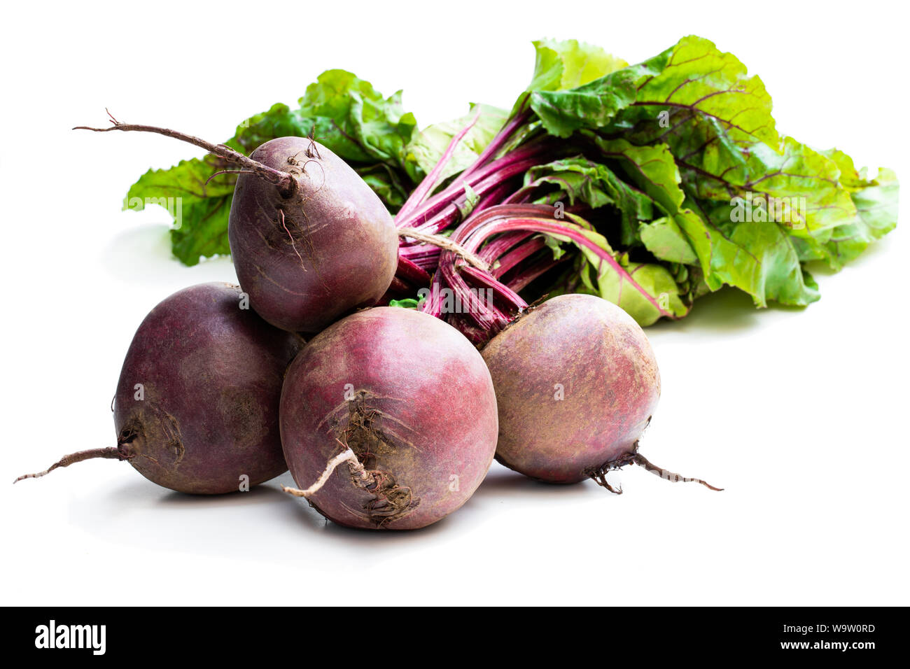 Bunch of new beetroots isolated on white Stock Photo - Alamy