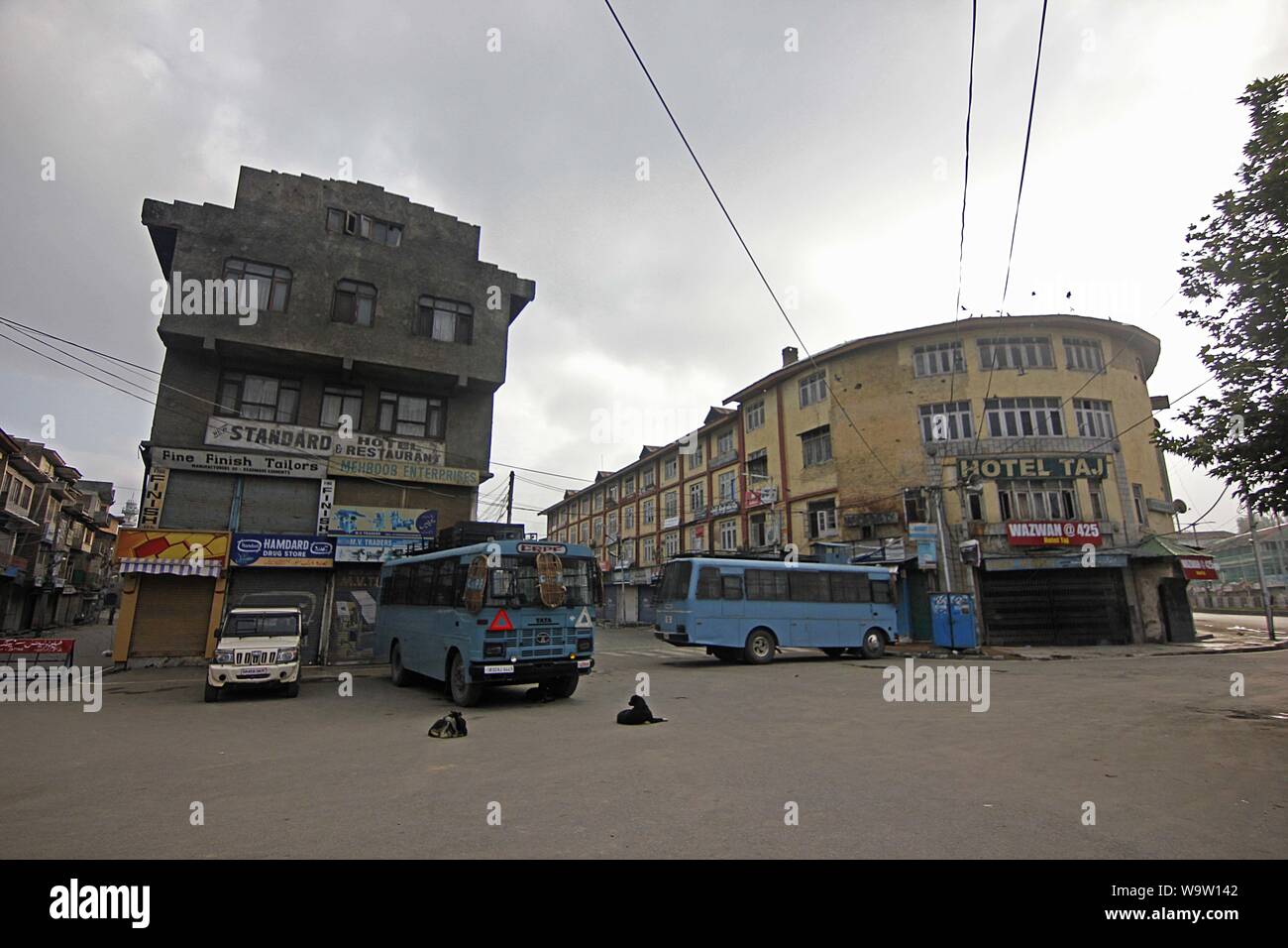 Indian paramilitary vehicles hi-res stock photography and images - Alamy