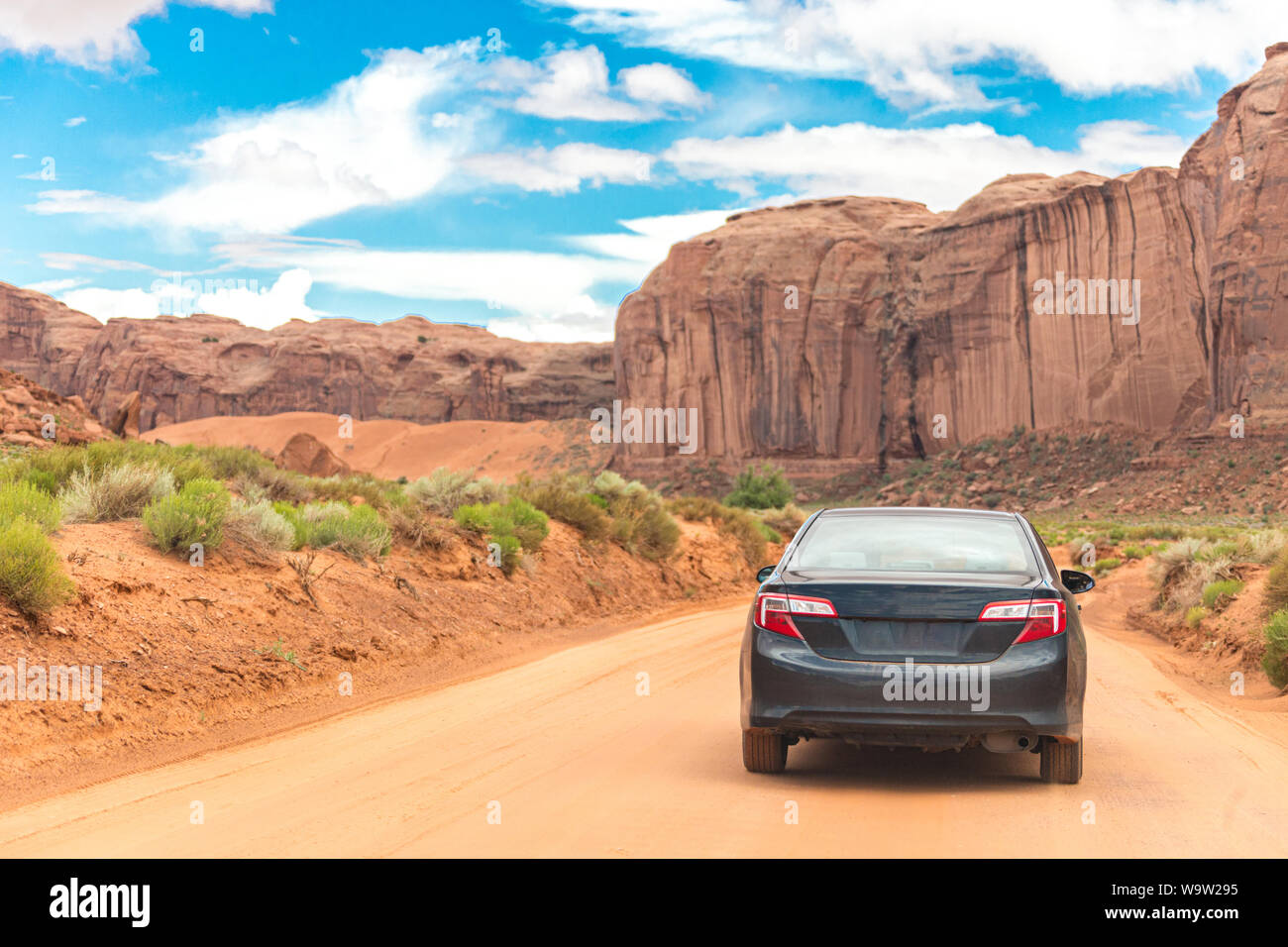 Car driving to monument valley hi-res stock photography and images - Alamy