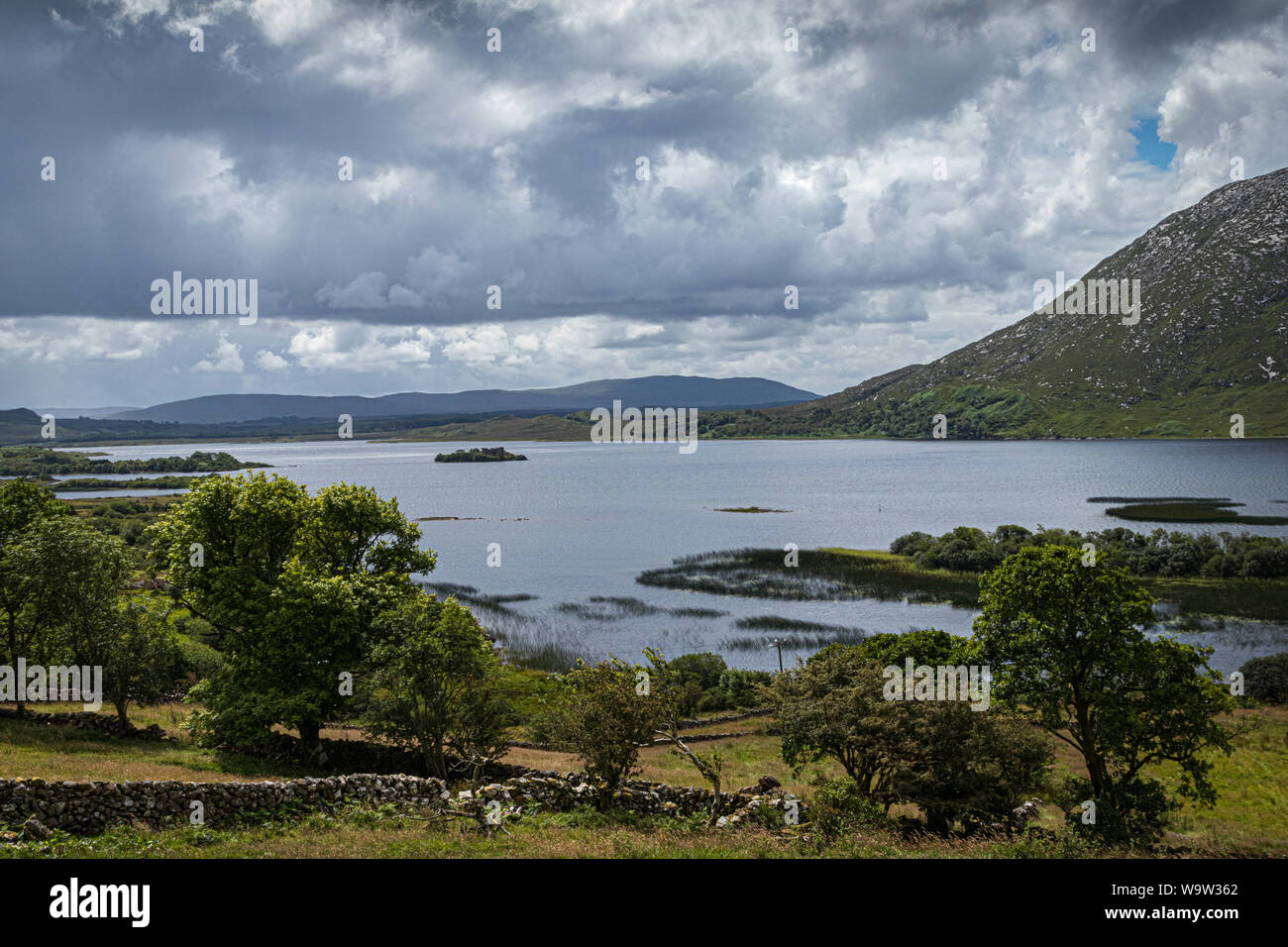 Lough fee hi-res stock photography and images - Alamy