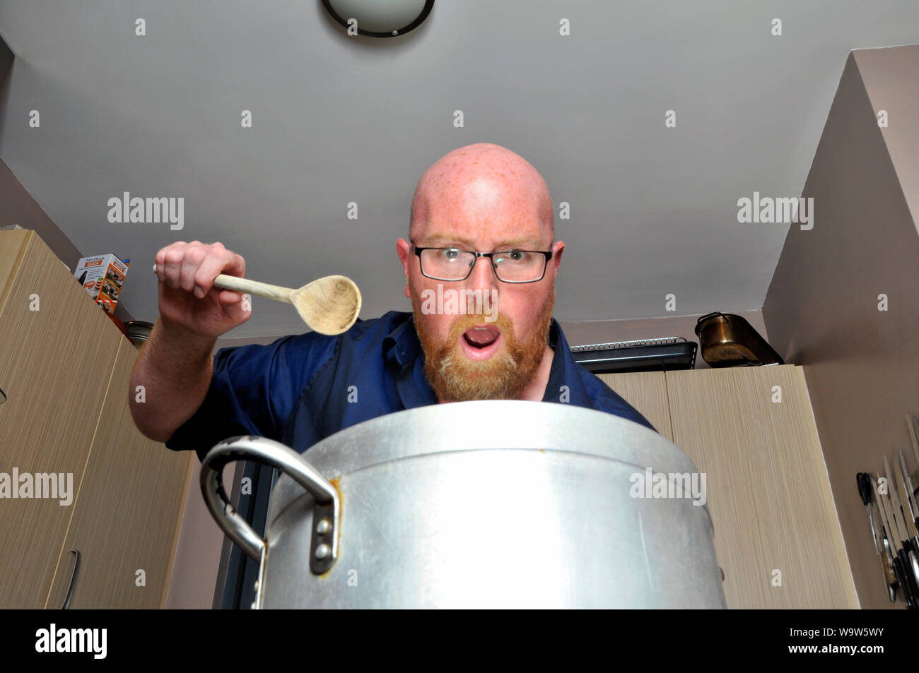 Ruined dinner oven hi-res stock photography and images - Alamy
