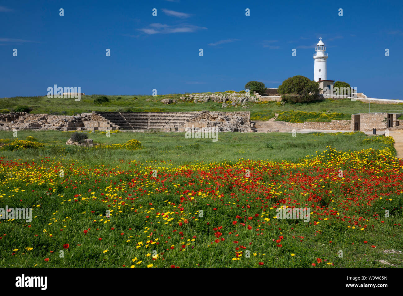 Paphos lighthouse hi-res stock photography and images - Alamy