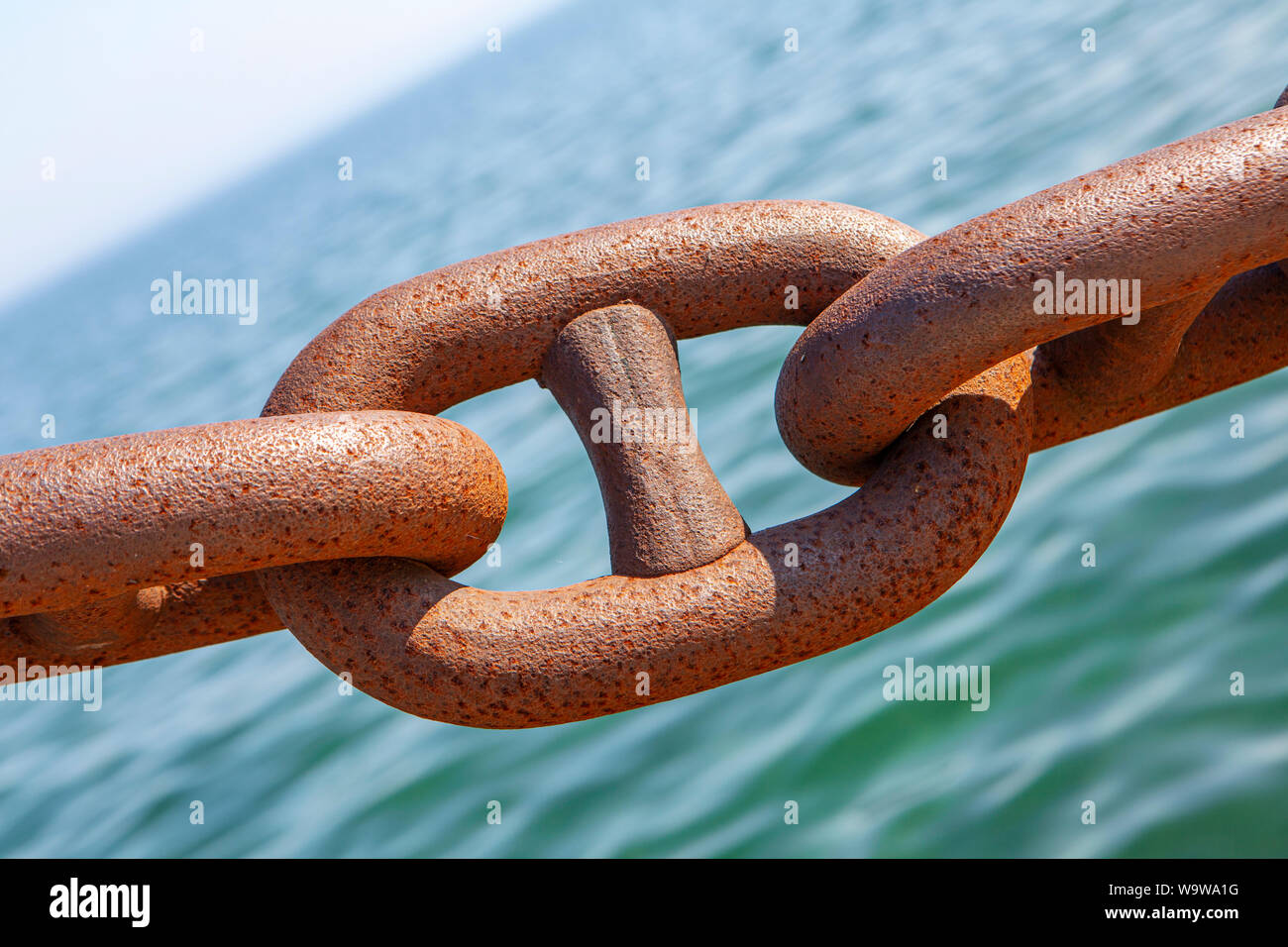 Large naval chain hi-res stock photography and images - Alamy