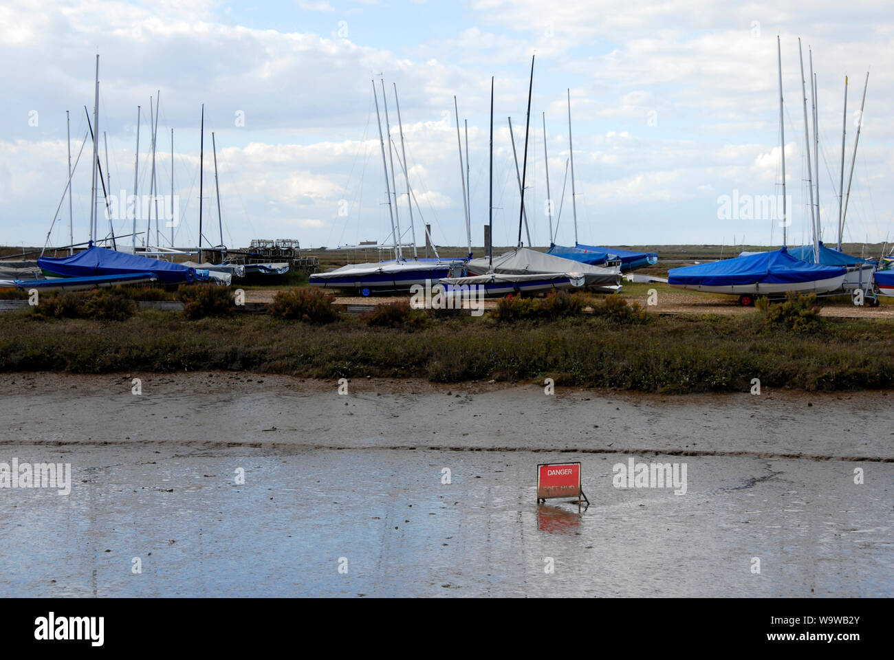 Danger warning sign soft mud hi-res stock photography and images - Alamy