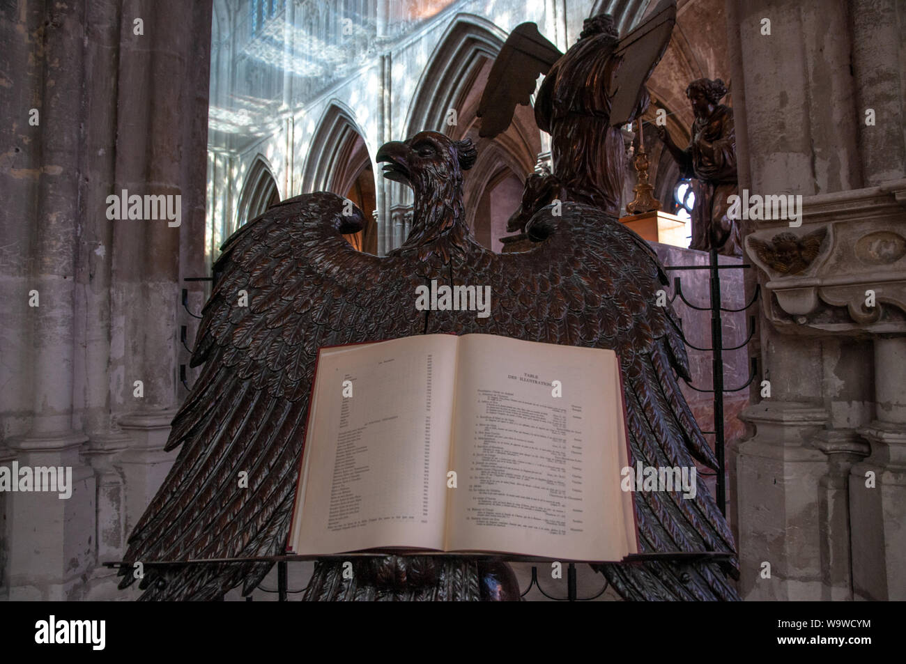 Wooden church bible hi-res stock photography and images - Alamy
