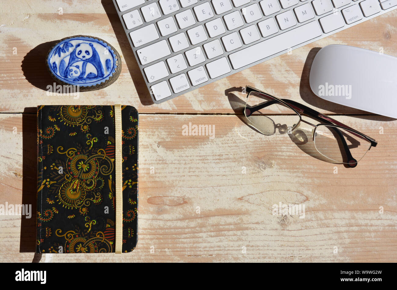 Blank keyboard layout hi-res stock photography and images - Alamy