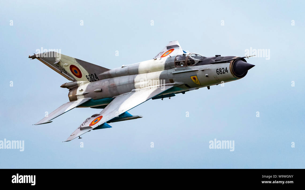 Mikoyan gurevich mig 21 fighter hi-res stock photography and images - Alamy