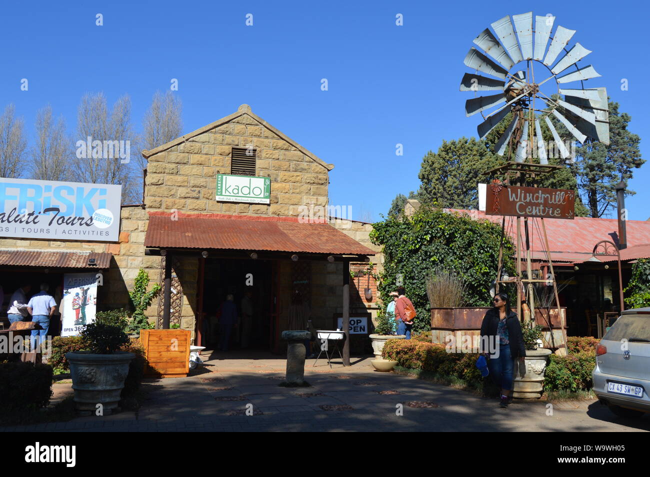 Windmill shopping center hi-res stock photography and images - Alamy