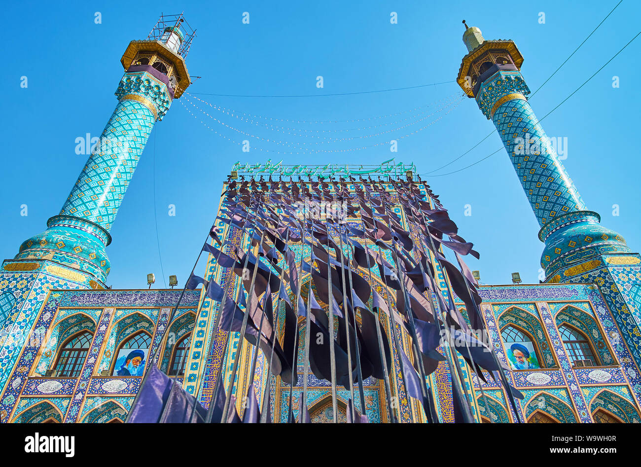 TEHRAN, IRAN - OCTOBER 25, 2017: Tajrish Square and colorful tiled ...
