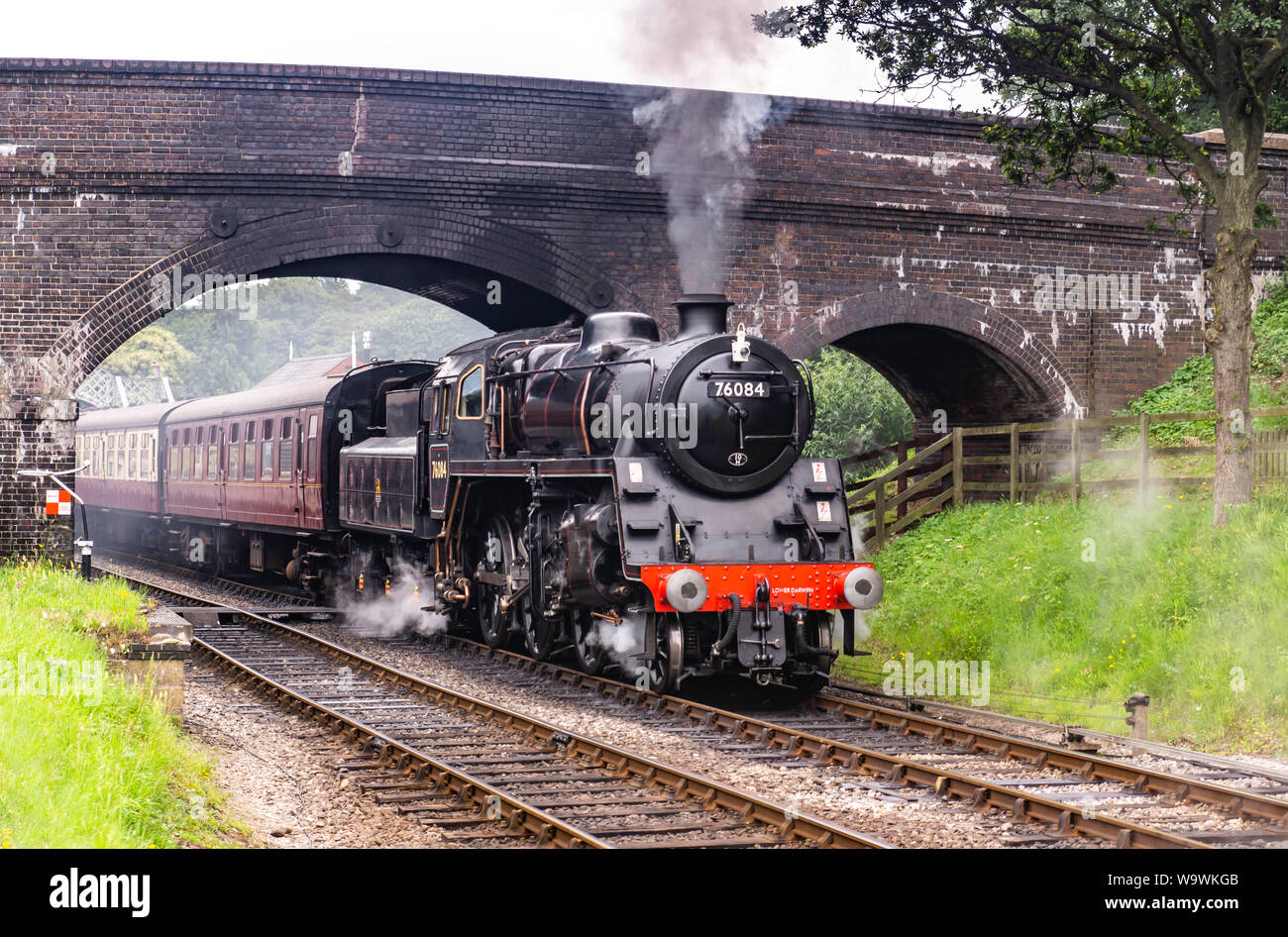 Std class 4 locomotive hi-res stock photography and images - Alamy
