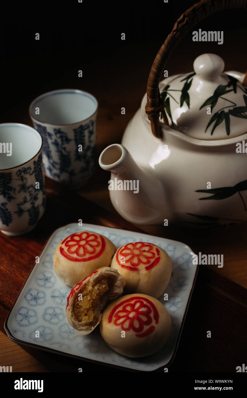 Asian pastry hi-res stock photography and images - Alamy