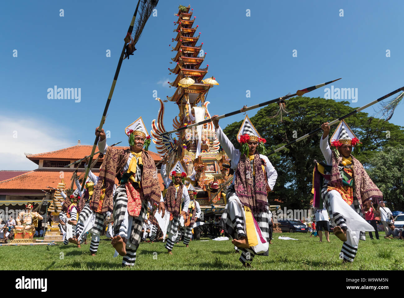 Royal cremation bali offerings hi-res stock photography and images - Alamy