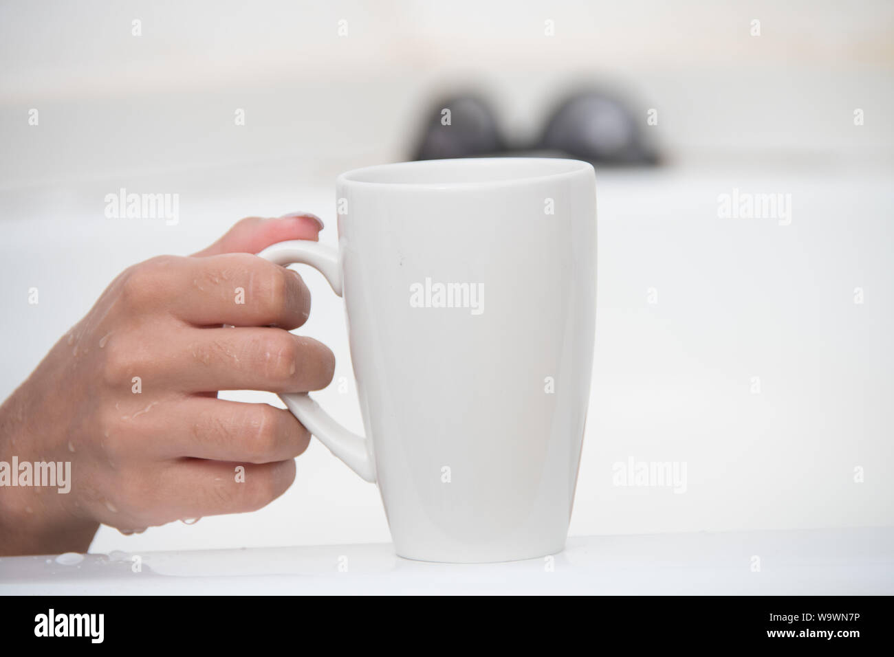 One empty big cup hi-res stock photography and images - Alamy