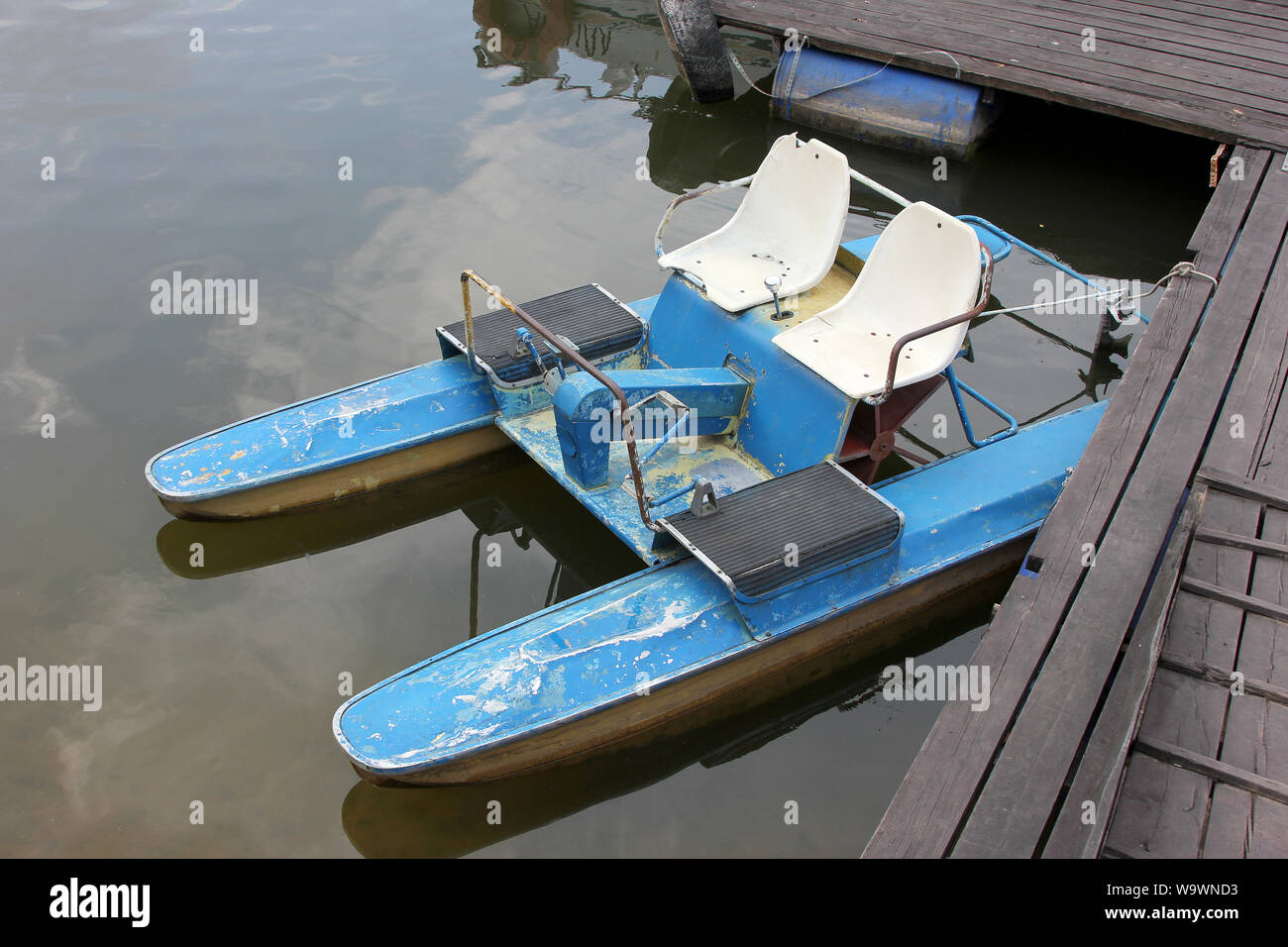 Old catamaran hi-res stock photography and images - Alamy