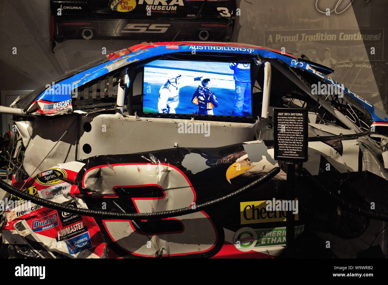 Austin dillon crash hi-res stock photography and images - Alamy