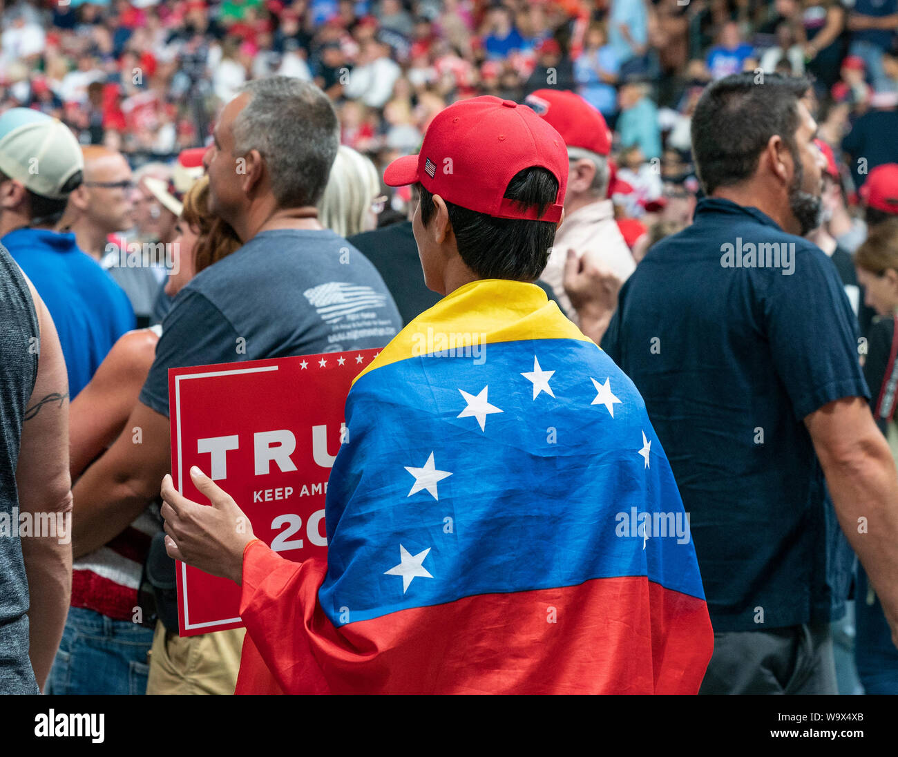 Venezualan flag hi-res stock photography and images - Alamy