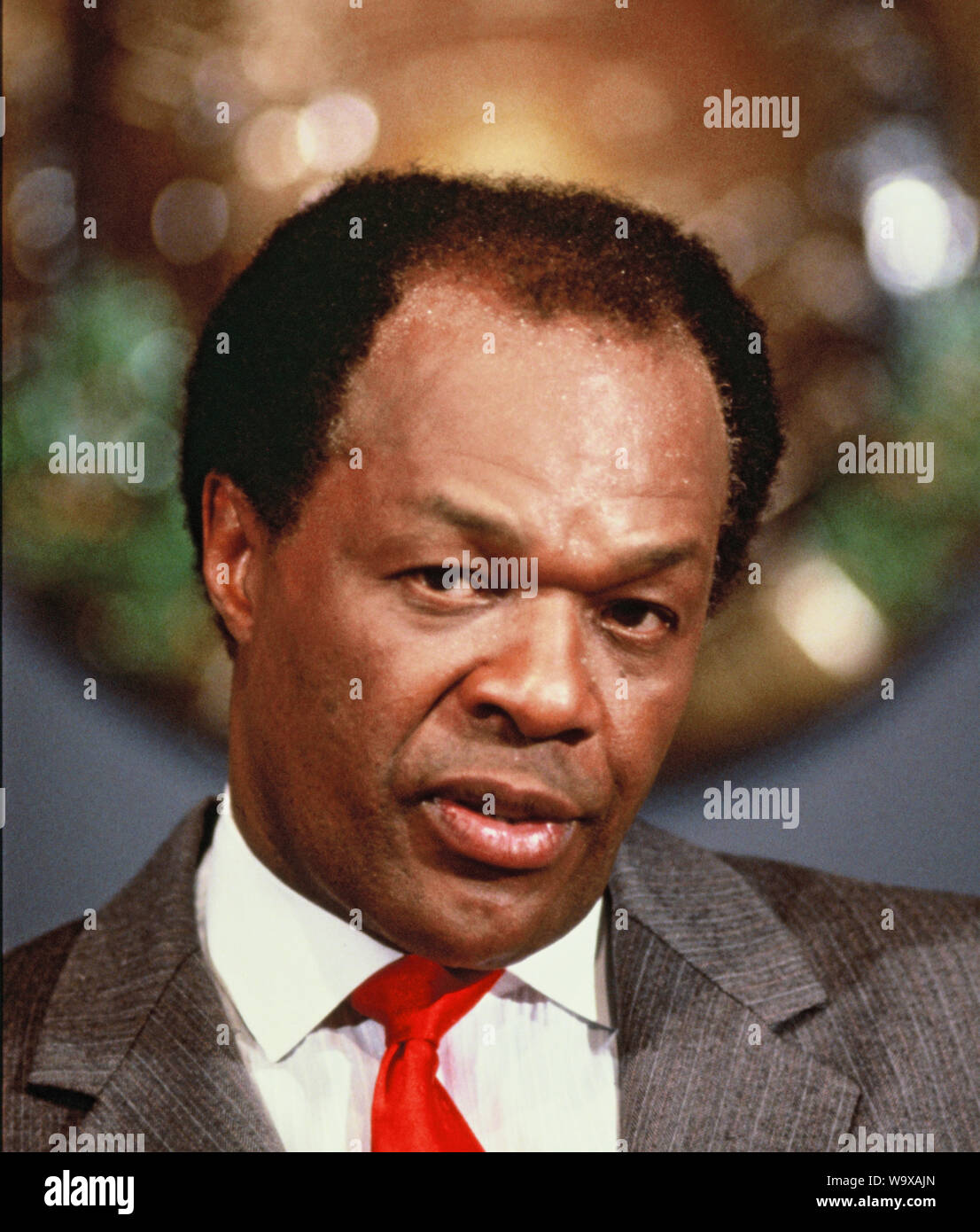 Washington, DC Mayor Marion Barry speaking at the National Press Club ...