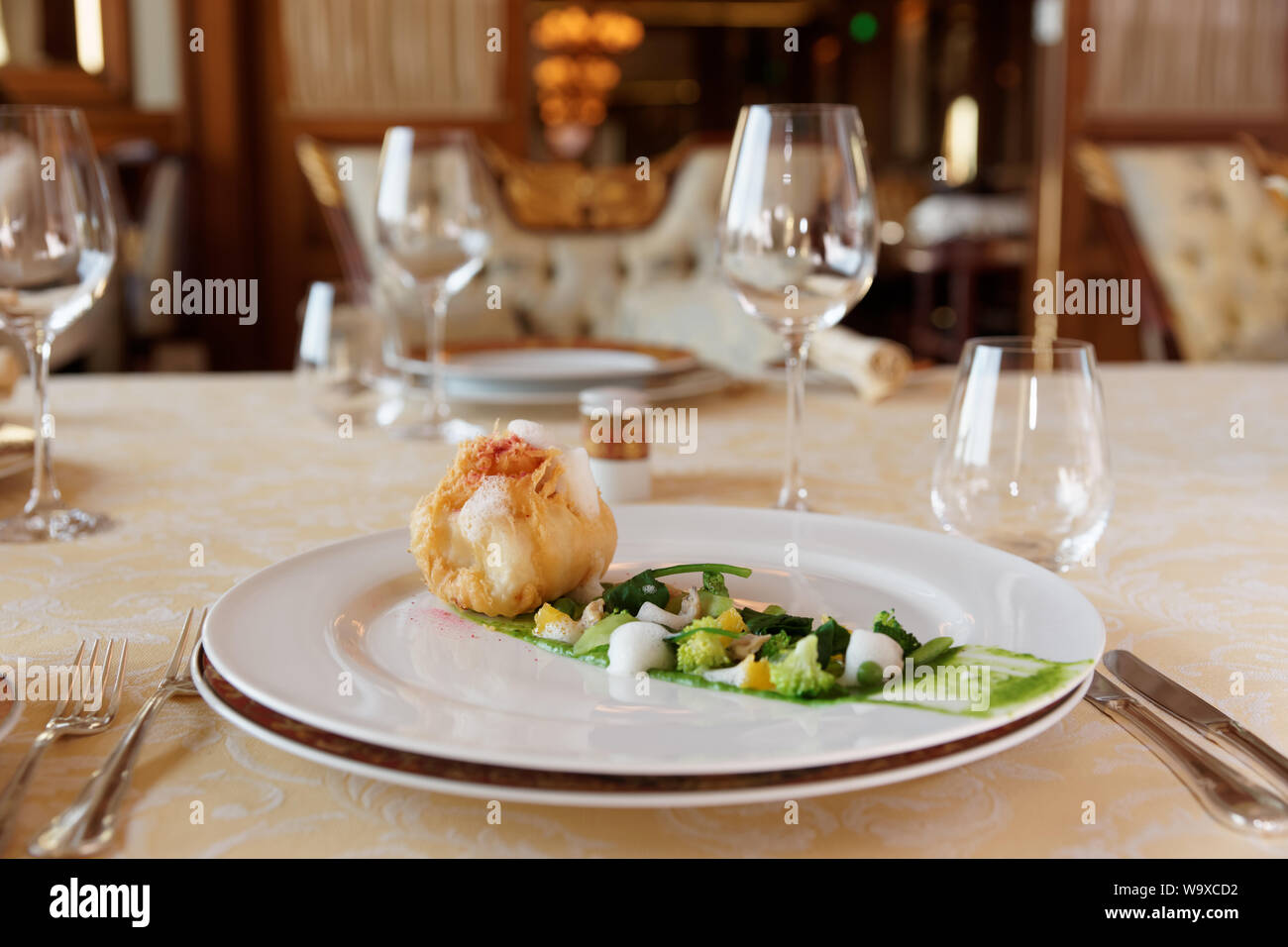 Classic place hi-res stock photography and images - Alamy